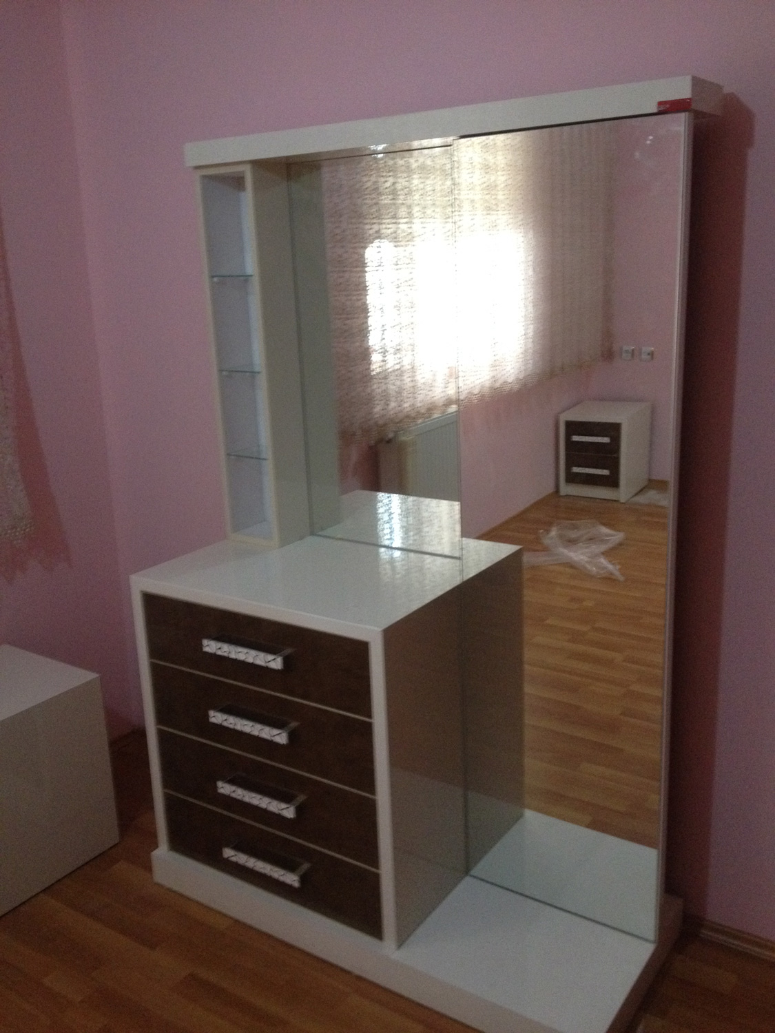 Cebel Mobilya » Gömme Dolap ve Baza Takımları